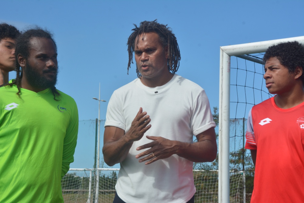 Christian Karembeu, le “retour aux sources” - La Voix du Caillou