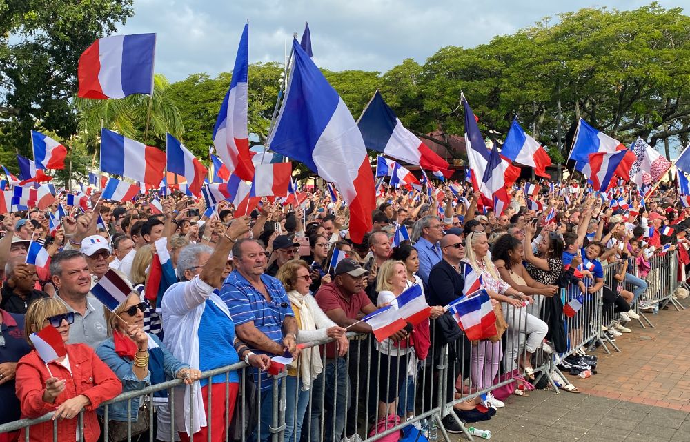 Les deux chemins - La Voix du Caillou