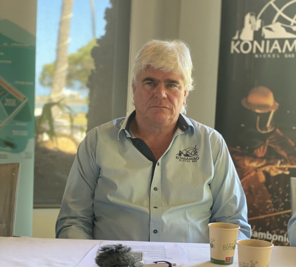 Rencontre avec... Neil Meadows - La Voix du Caillou