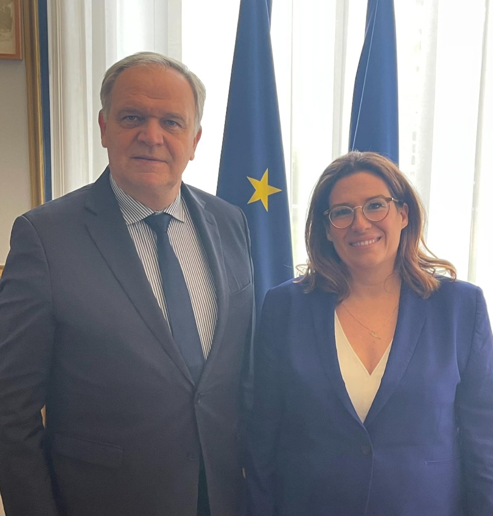 Sonia Backes achève sa tournée parisienne - La Voix du Caillou