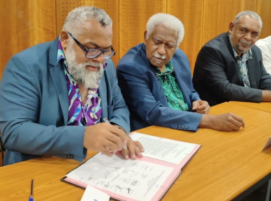 Christian Tein revient, tout le monde est au pas - La Voix du Caillou